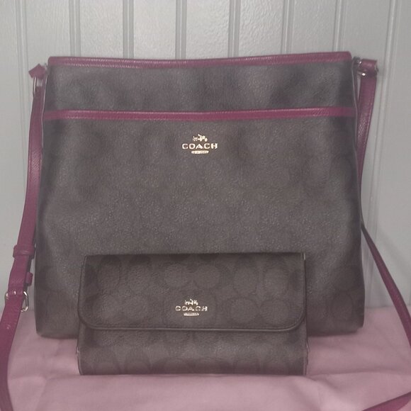 Coach | Bags | Coach Signature Matching Crossbody Bag With Wallet ...